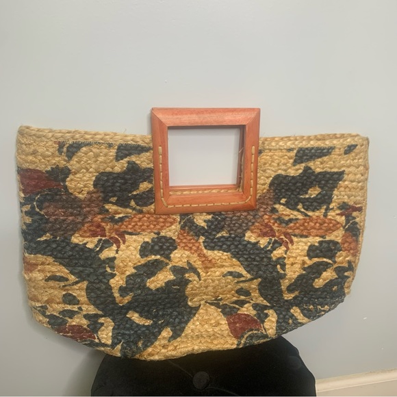 Antik Kraft | Bags | Antik Kraft Anthropologie Boho Floral Pallavi Jute ...